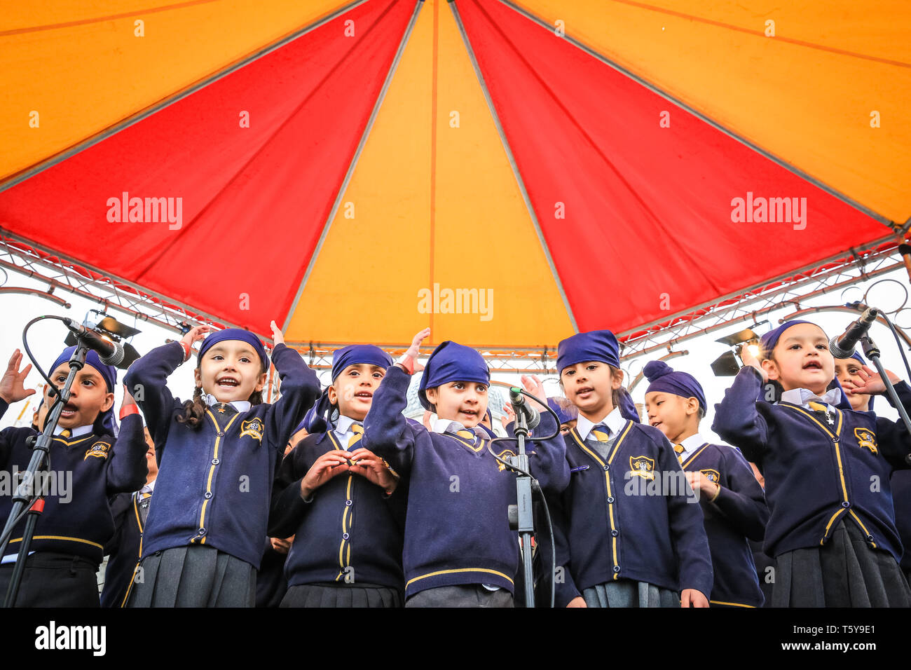 Khalsa colours hi-res stock photography and images - Alamy