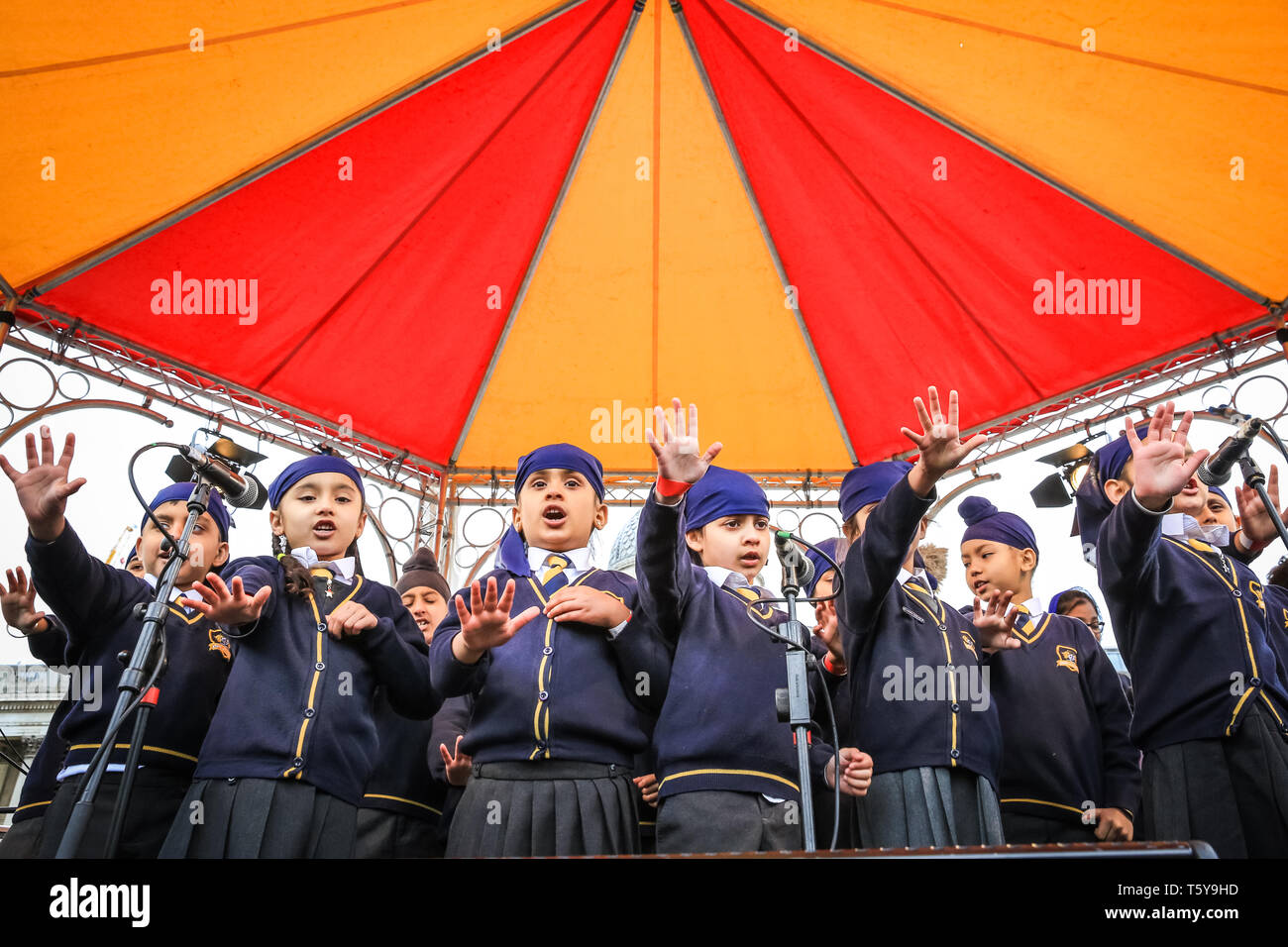 Khalsa colours hi-res stock photography and images - Alamy