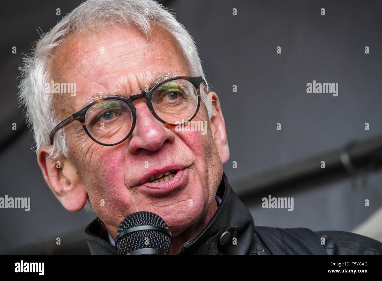 Paul holborow hi-res stock photography and images - Alamy