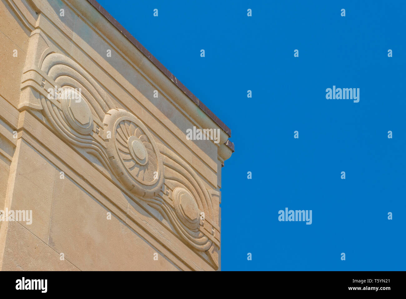 Art Deco Fascia Stock Photos & Art Deco Fascia Stock Images - Alamy