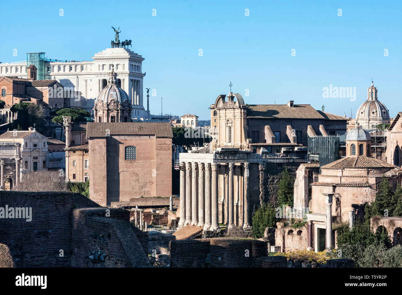 A glimpse of ancient Rome with its churches, monuments and ancient ...