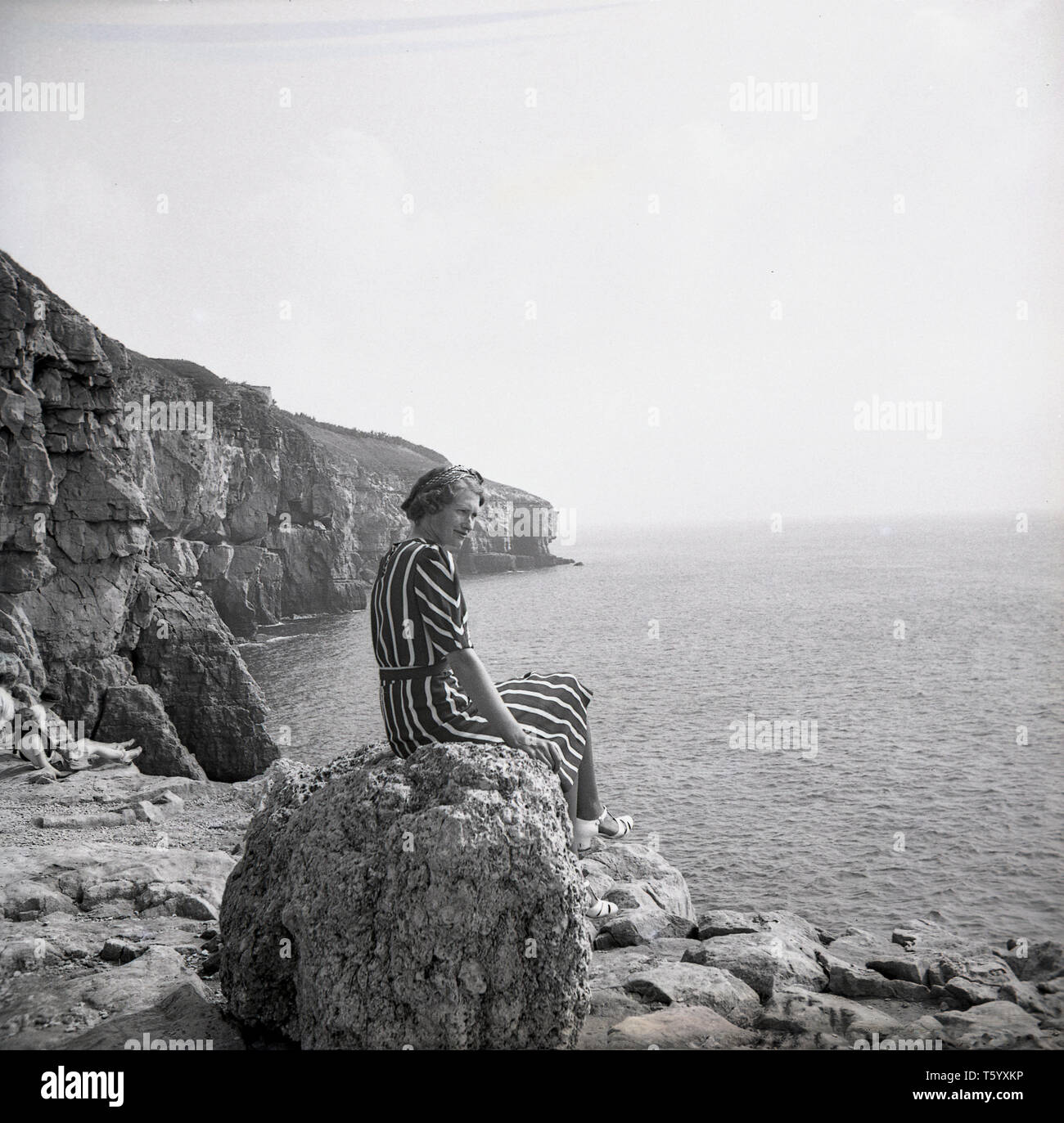 White purbeck stone hi-res stock photography and images - Alamy