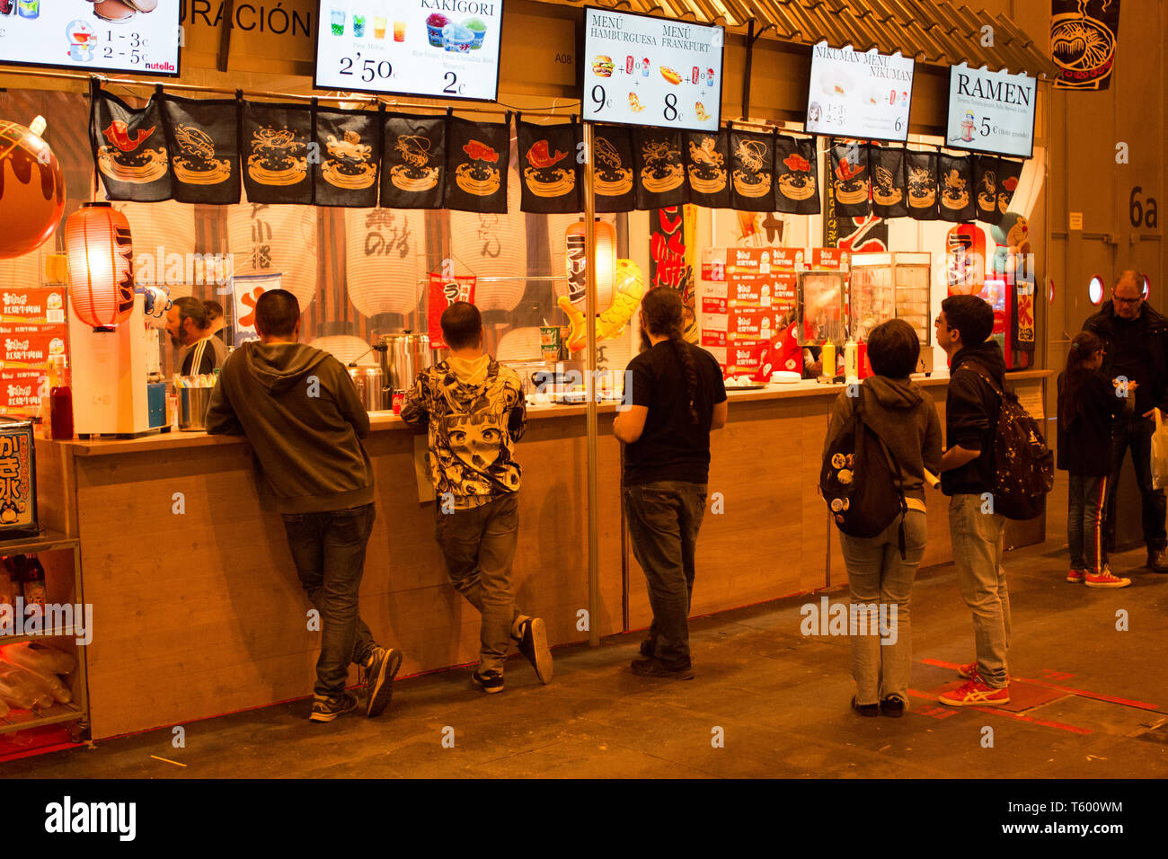 Ramen stand hi-res stock photography and images - Alamy