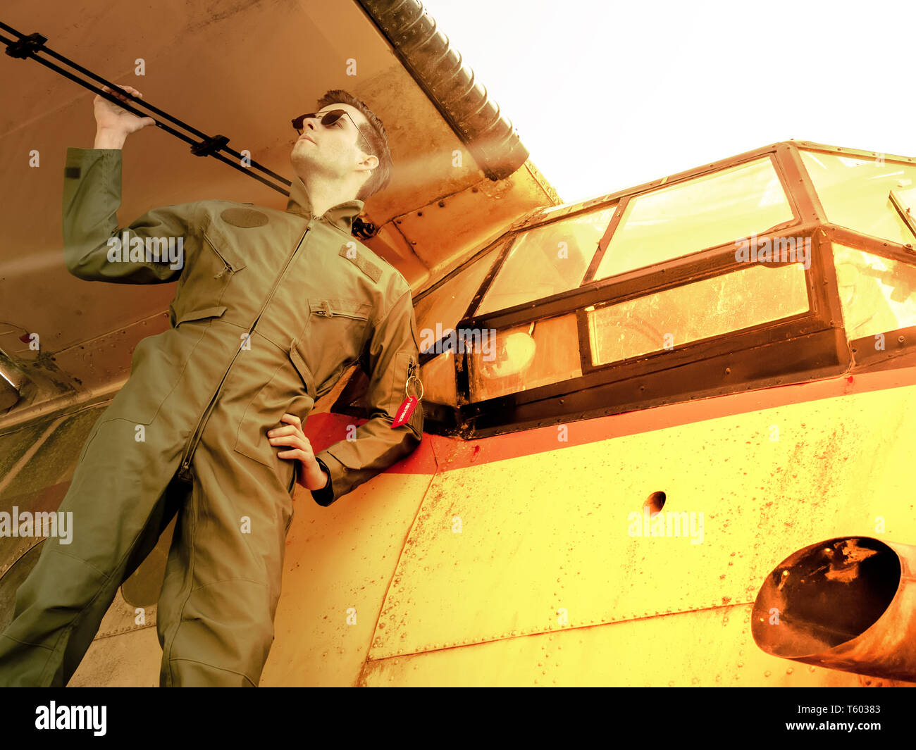 Airplane pilot standing on sunset hi-res stock photography and images ...