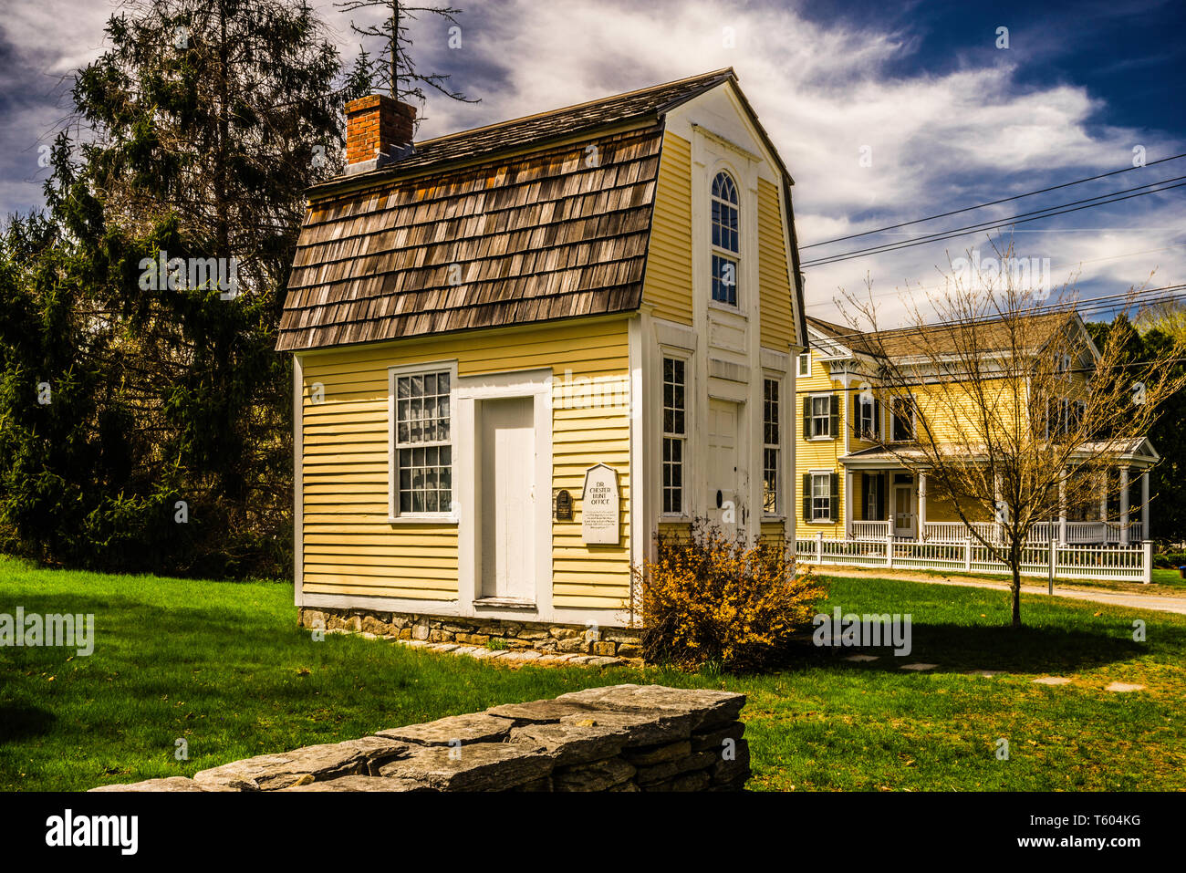 Dr chester hunt office hi-res stock photography and images - Alamy