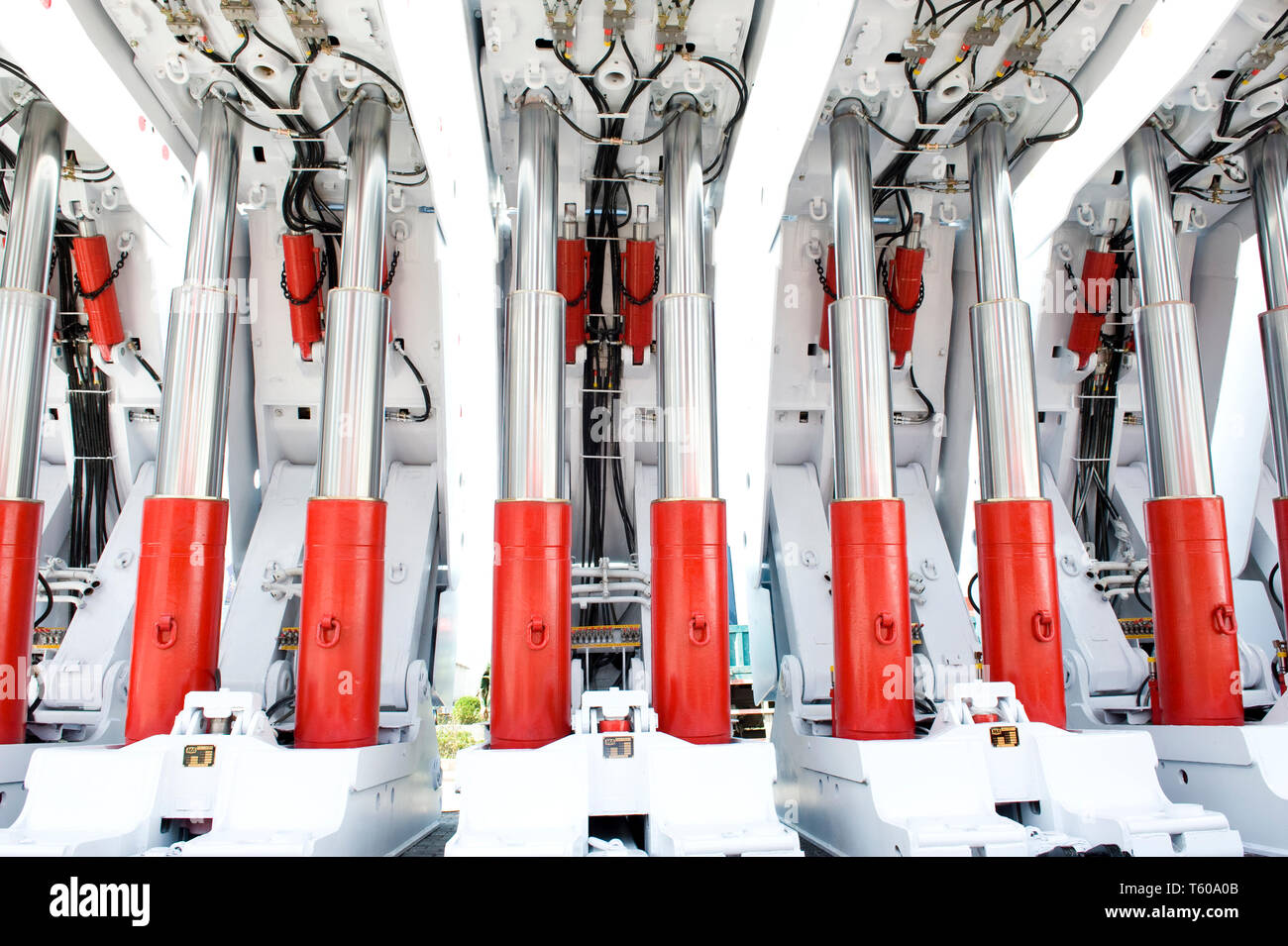 Large mining height hydraulic support hi-res stock photography and ...