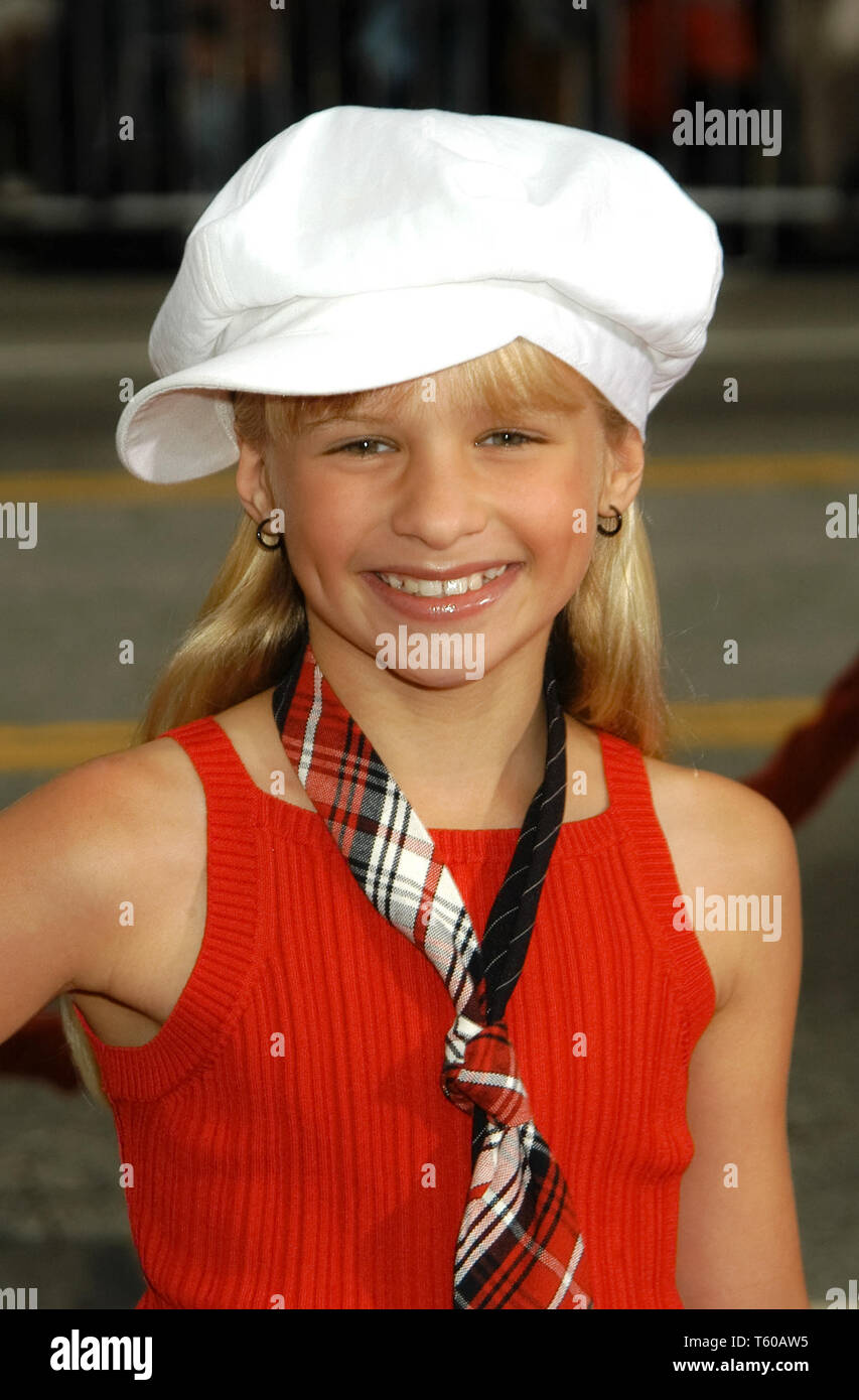 Jenna Boyd at the Premiere of Columbia Pictures' "Charlie's Angels ...