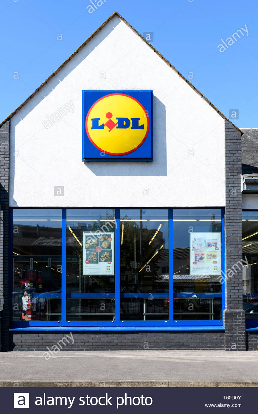 Lidl Grocery Store High Resolution Stock Photography and Images - Alamy