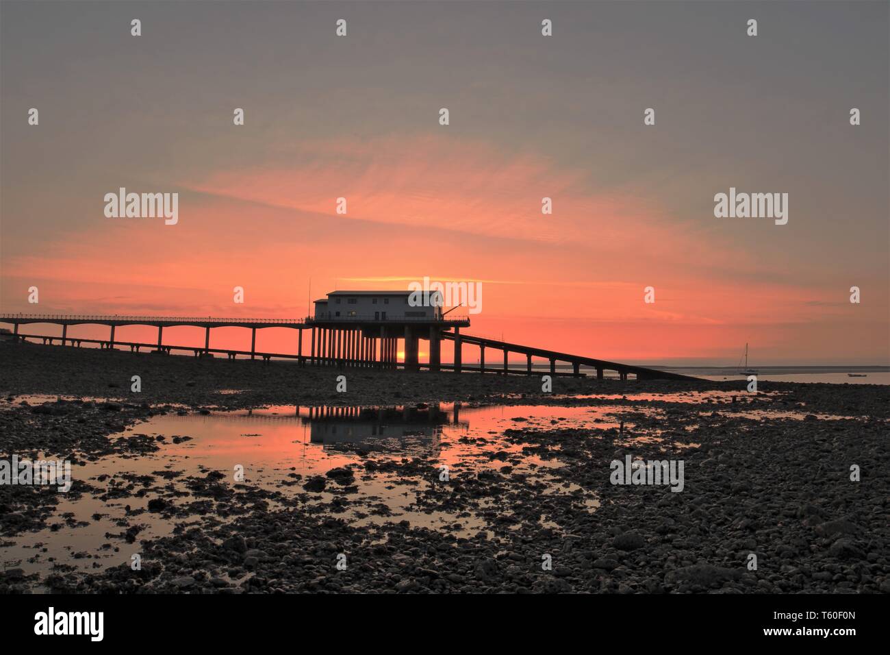 Sunrise rampside hi-res stock photography and images - Alamy