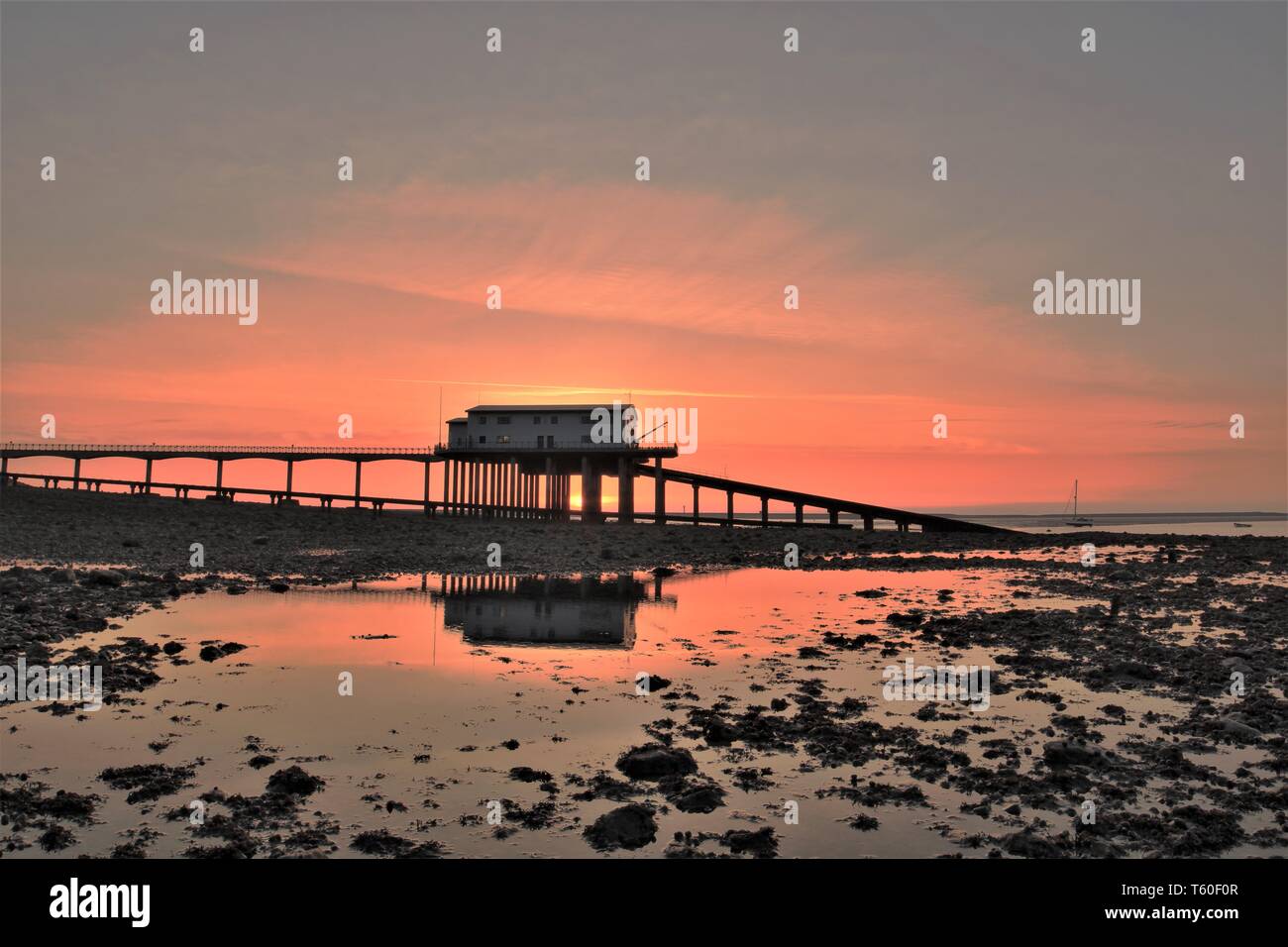 Sunrise rampside hi-res stock photography and images - Alamy