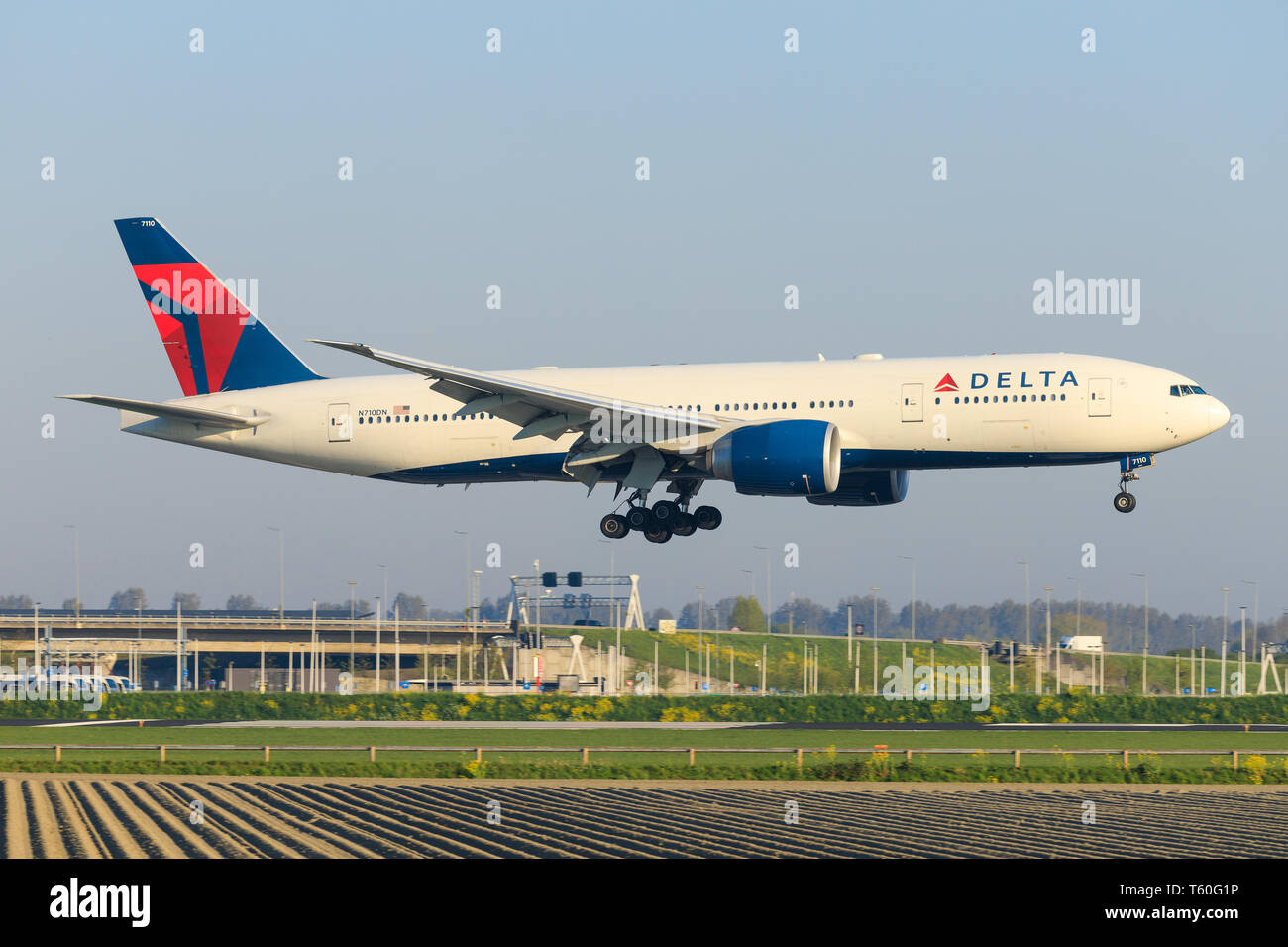 Amsterdam/Netherland Mai 26, 2019: Delta Boeing 777 last flight at ...