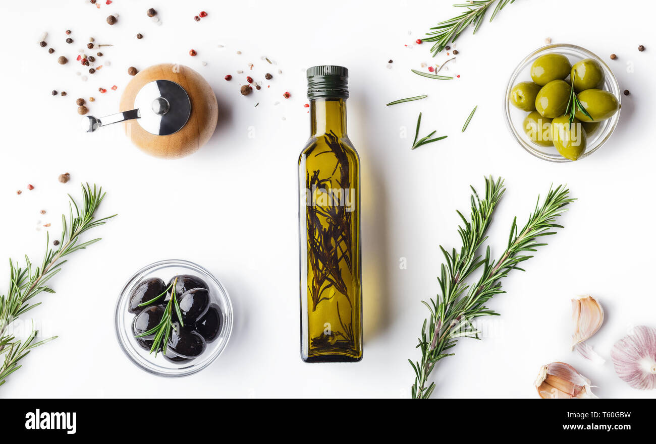 White pepper bottle hi-res stock photography and images - Alamy