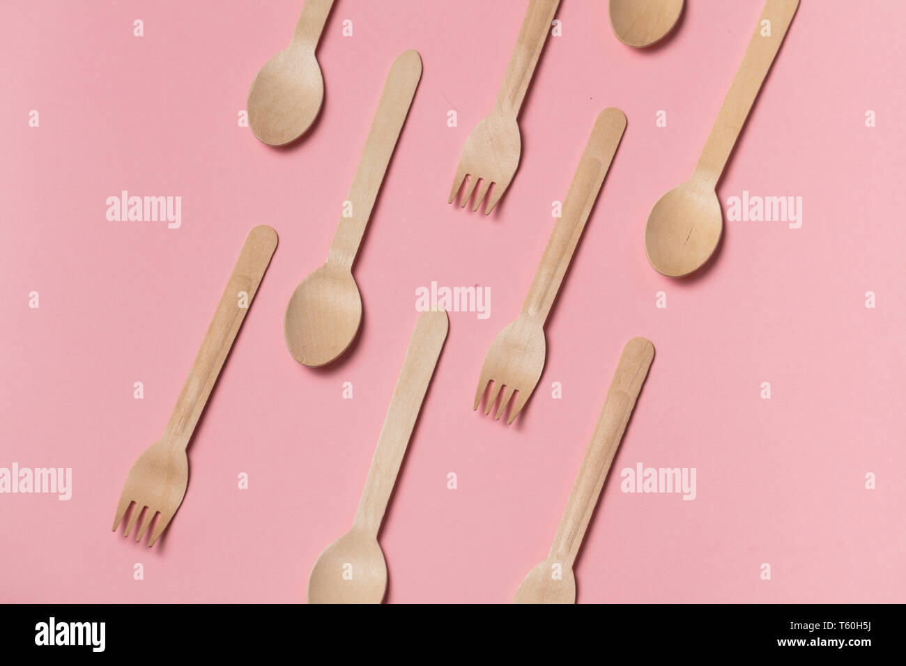 Flying forks hi-res stock photography and images - Alamy