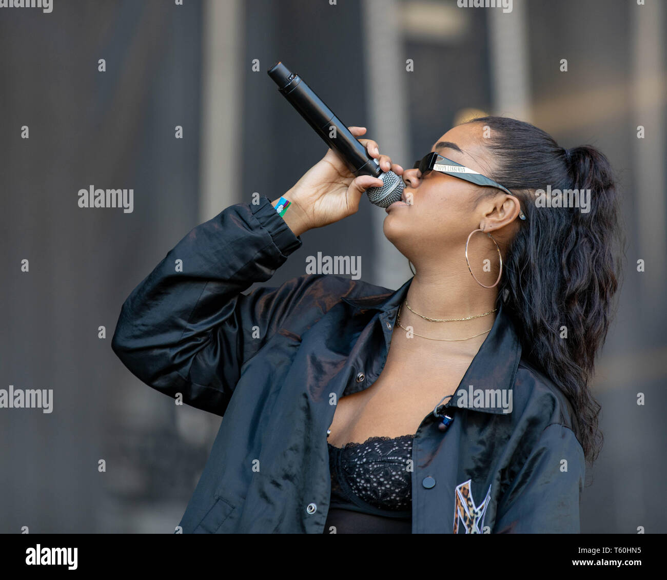 April 27, 2019 - Virginia Beach, Virginia, U.S - R&B singer AMBER MARK ...
