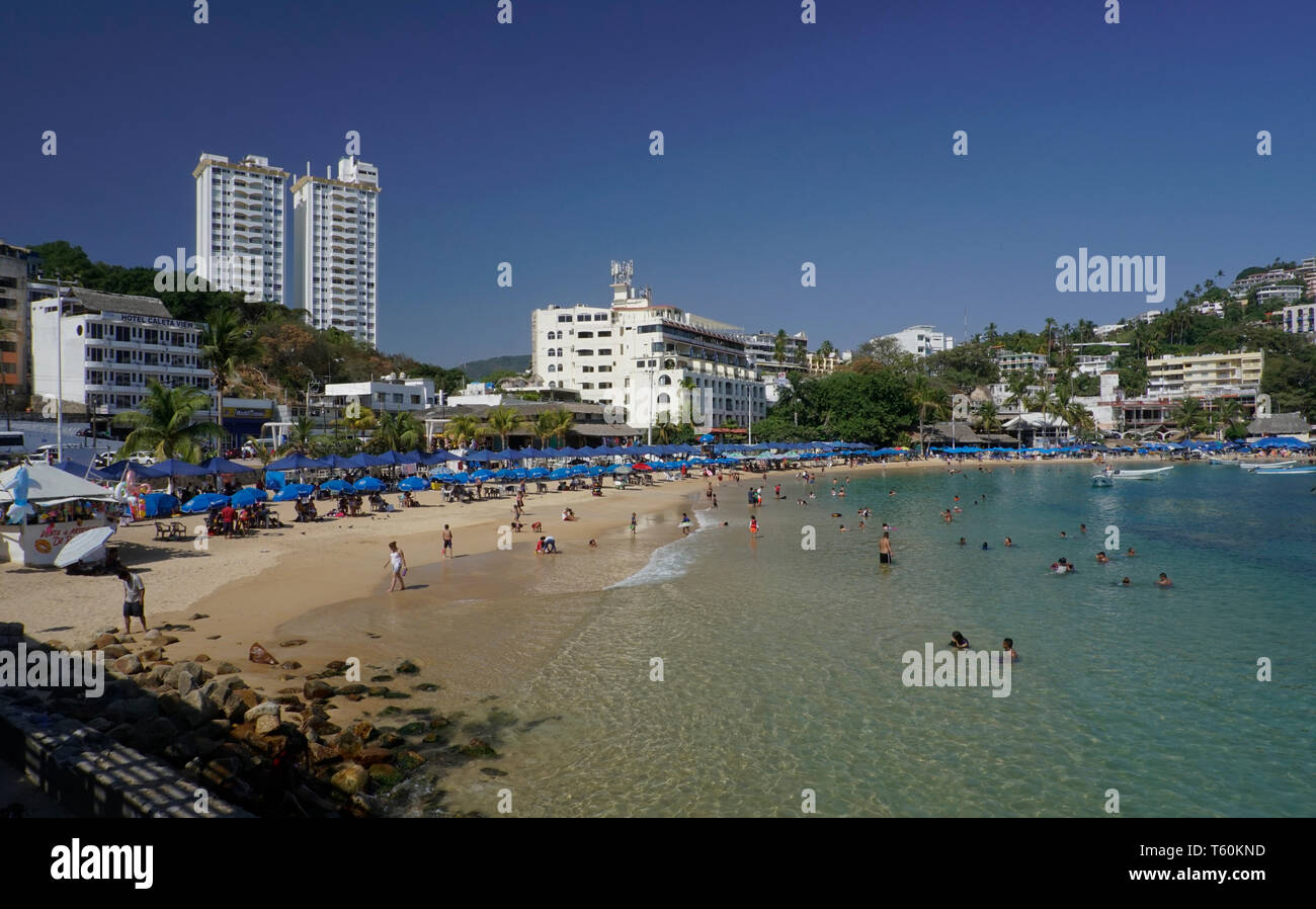 Caleta beach acapulco hi-res stock photography and images - Alamy
