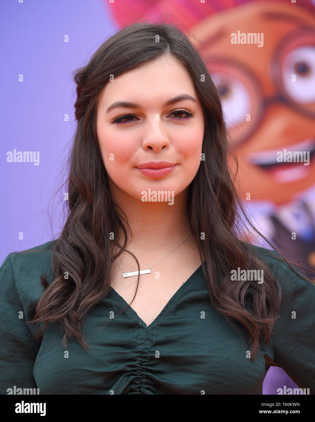 Lisa Gomez's Instagram, Twitter & Facebook on IDCrawl