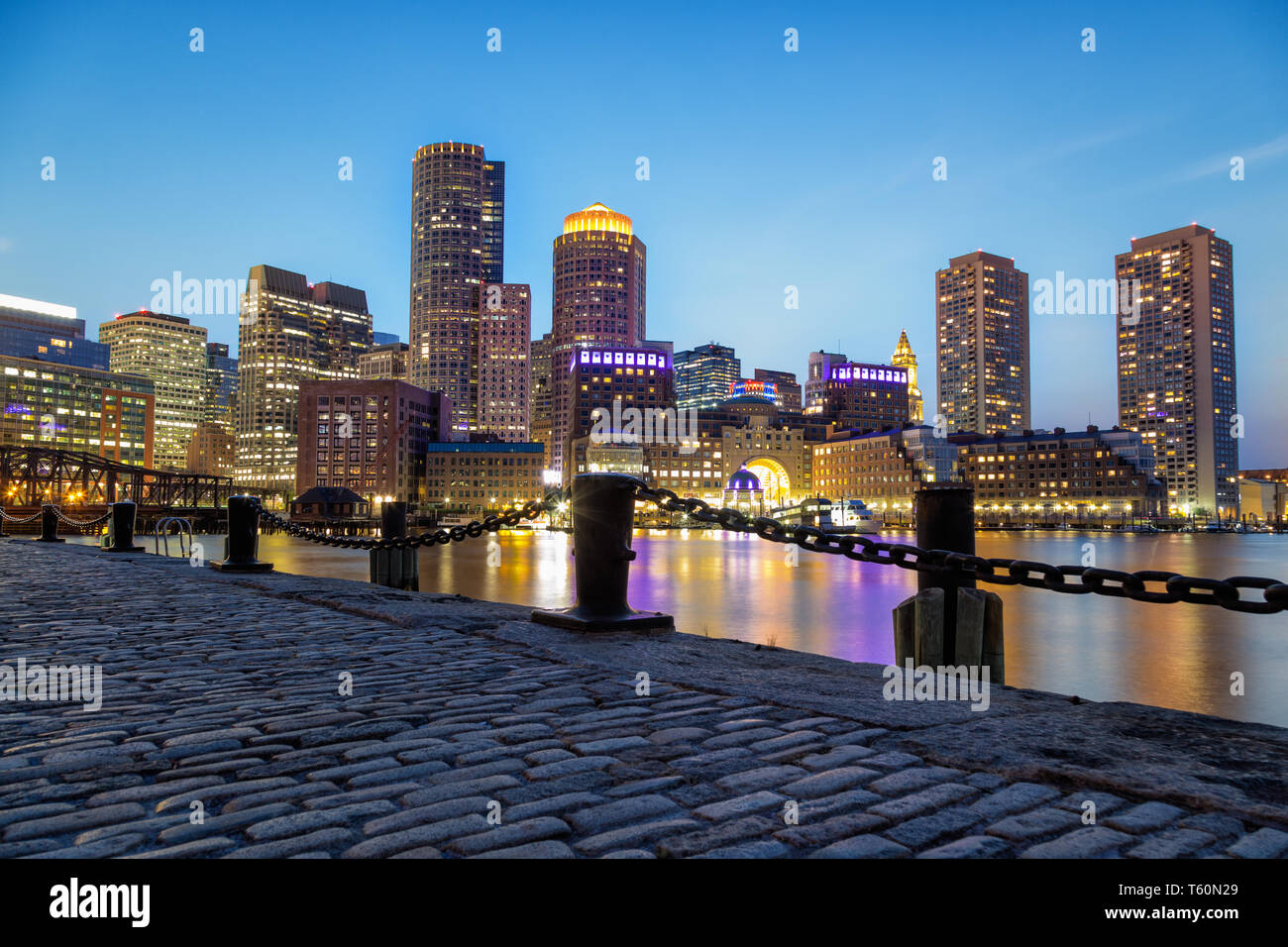 Fan pier park boston dusk hi-res stock photography and images - Alamy
