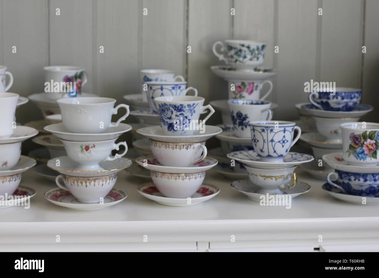 Old coffee cups Stock Photo - Alamy