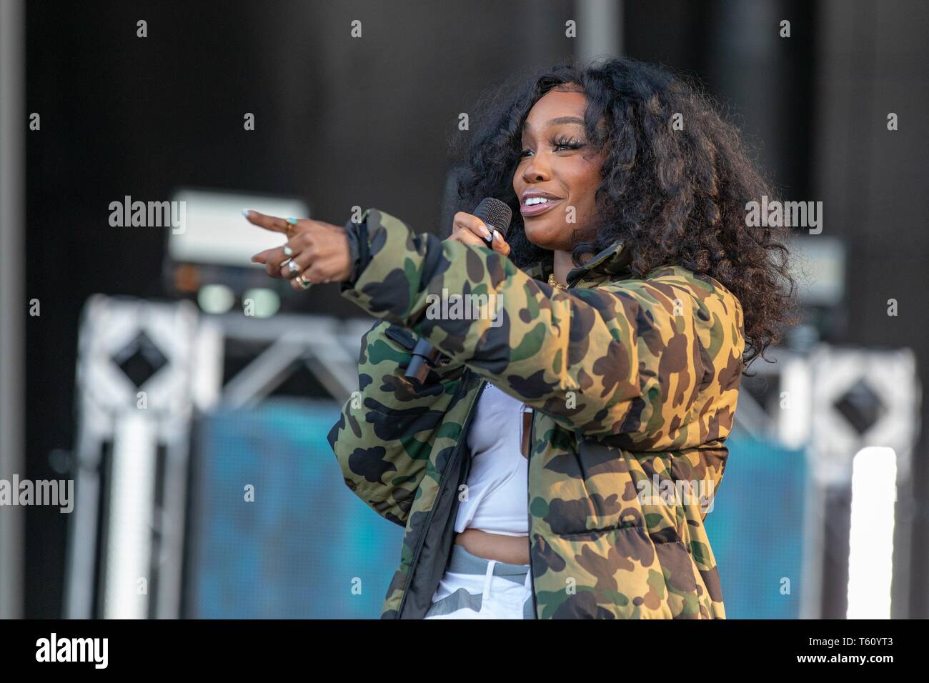 Sza hi-res stock photography and images - Alamy