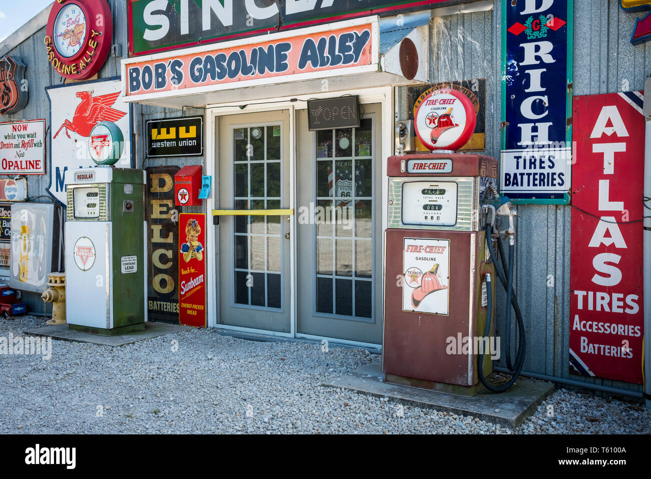 Bobs gasoline alley hi-res stock photography and images - Alamy