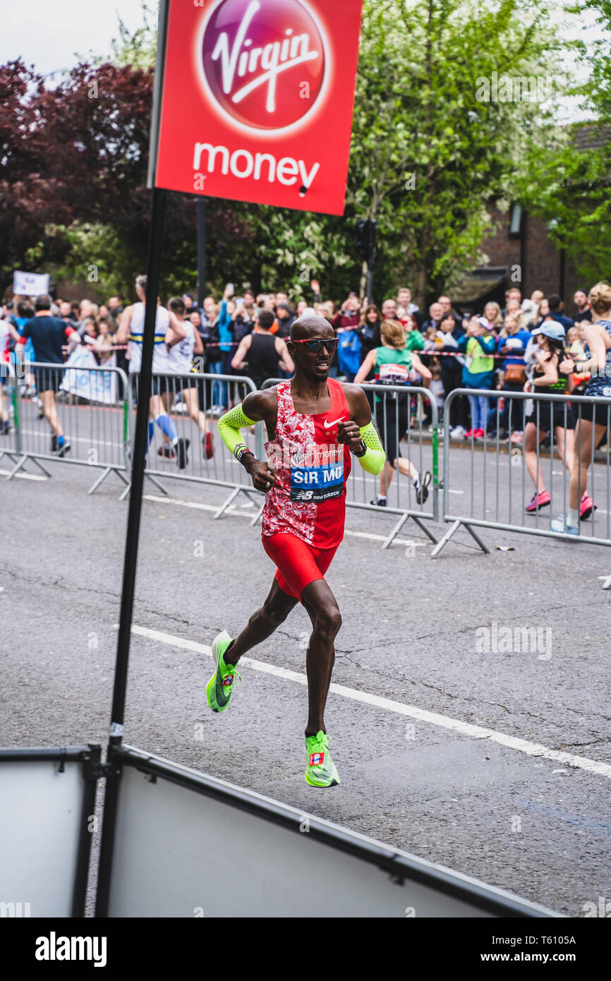 Drinks Station Marathon Stock Photos & Drinks Station Marathon Stock ...