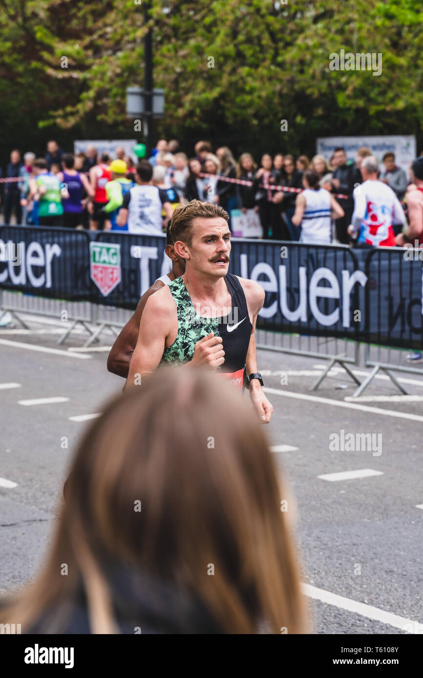 Jack Rayner Australian Runner at the virgin london marathon Stock Photo ...