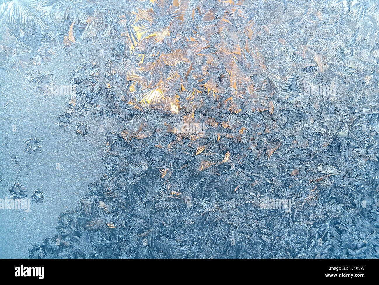 Texture of natural ice pattern on winter glass Stock Photo - Alamy