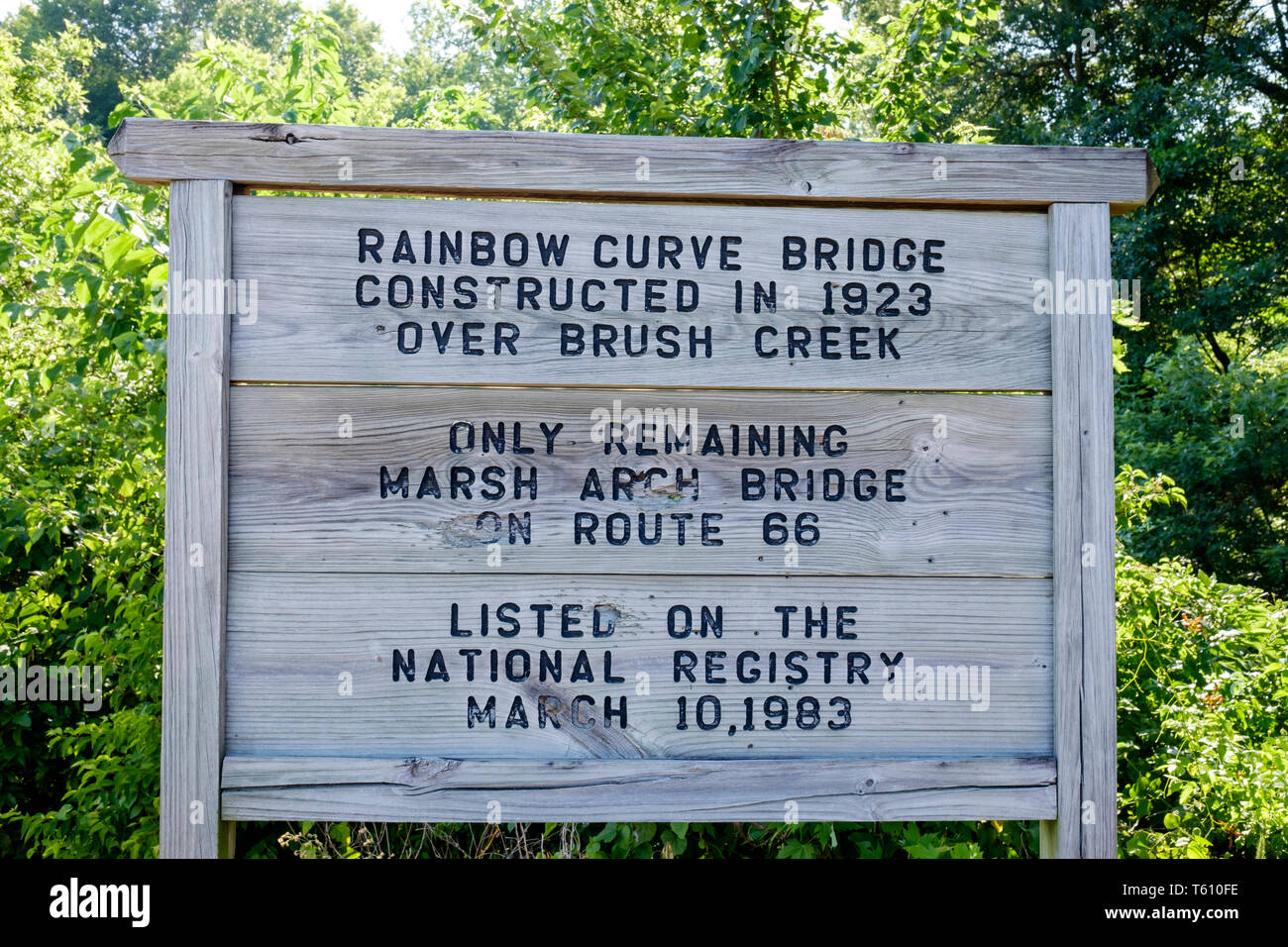 Rainbow Curve Bridge (aka Brush Creek Bridge) information board in ...
