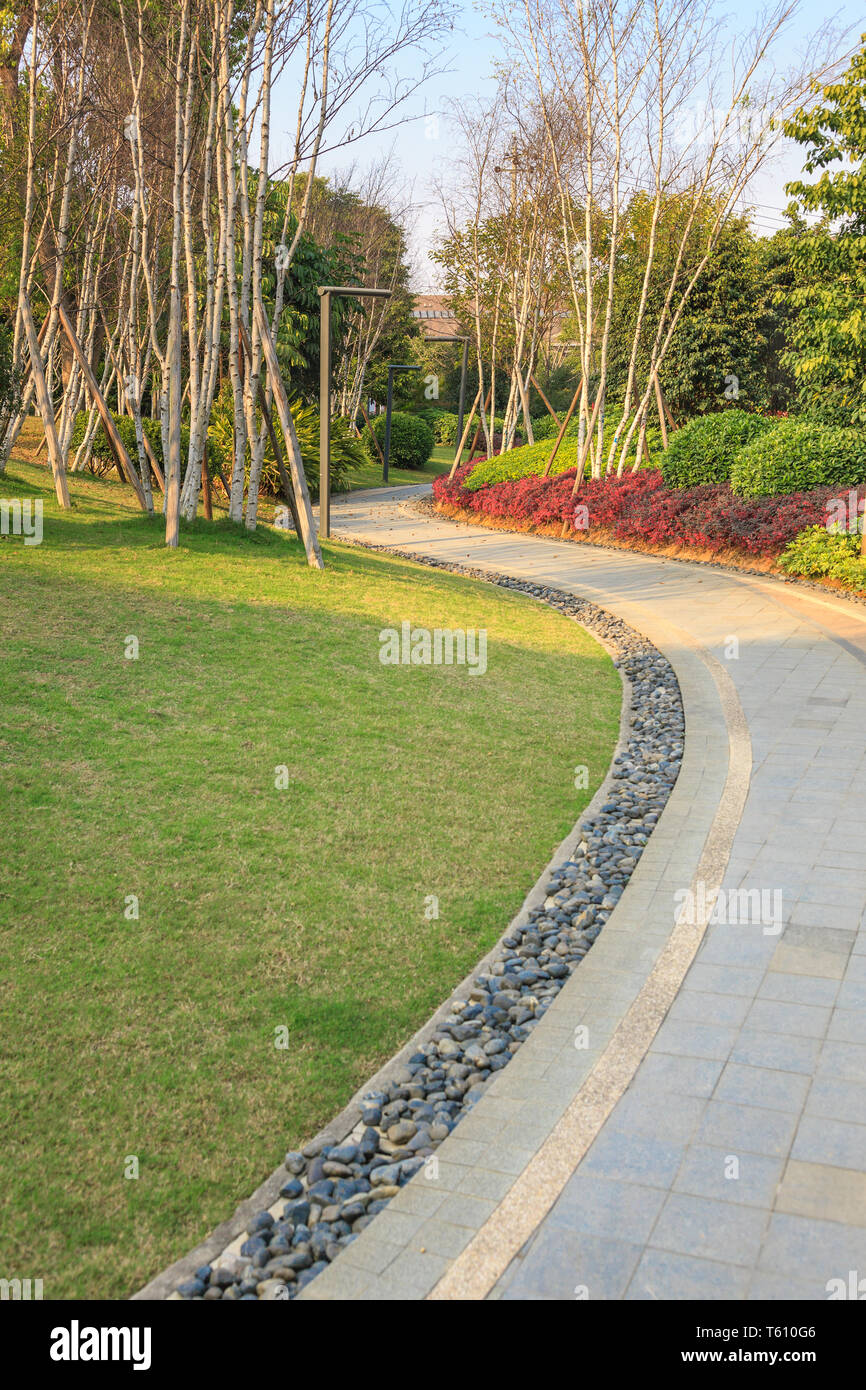 Pathway walkway hi-res stock photography and images - Alamy