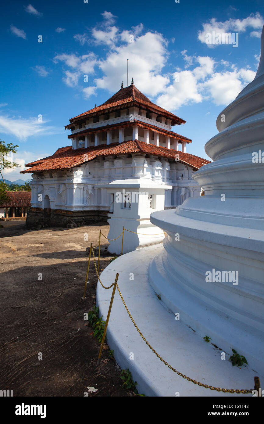 Lankatilaka is Buddhist temple of the 14th century in the Hiyarapitiya ...