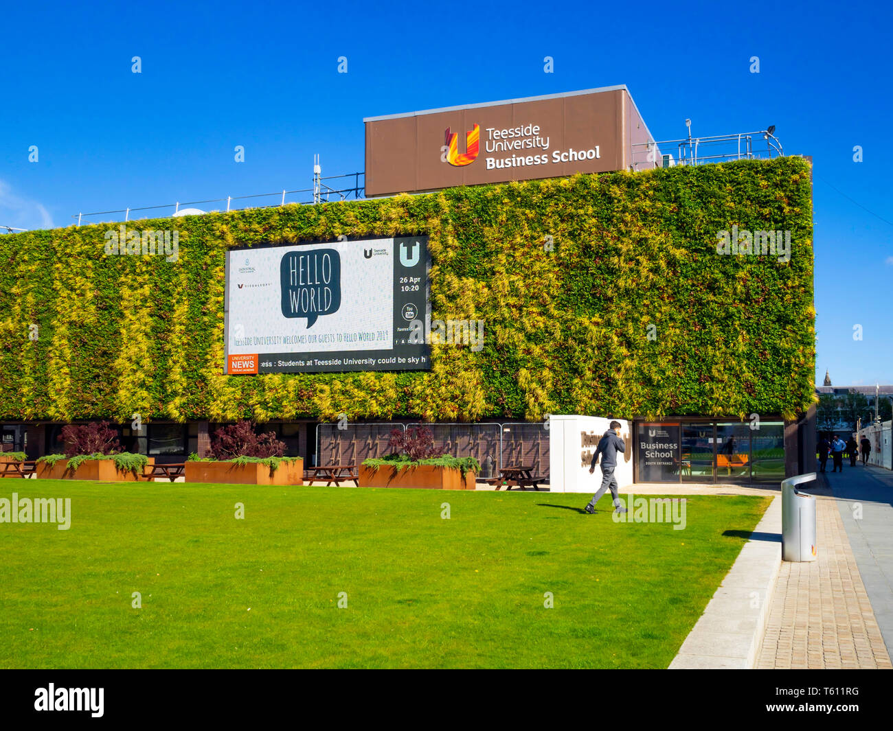 Teesside university business school hi-res stock photography and images ...