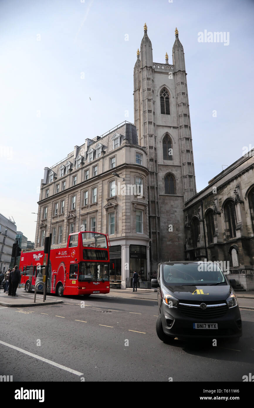 Street scene in City of London, England, UK Stock Photo - Alamy