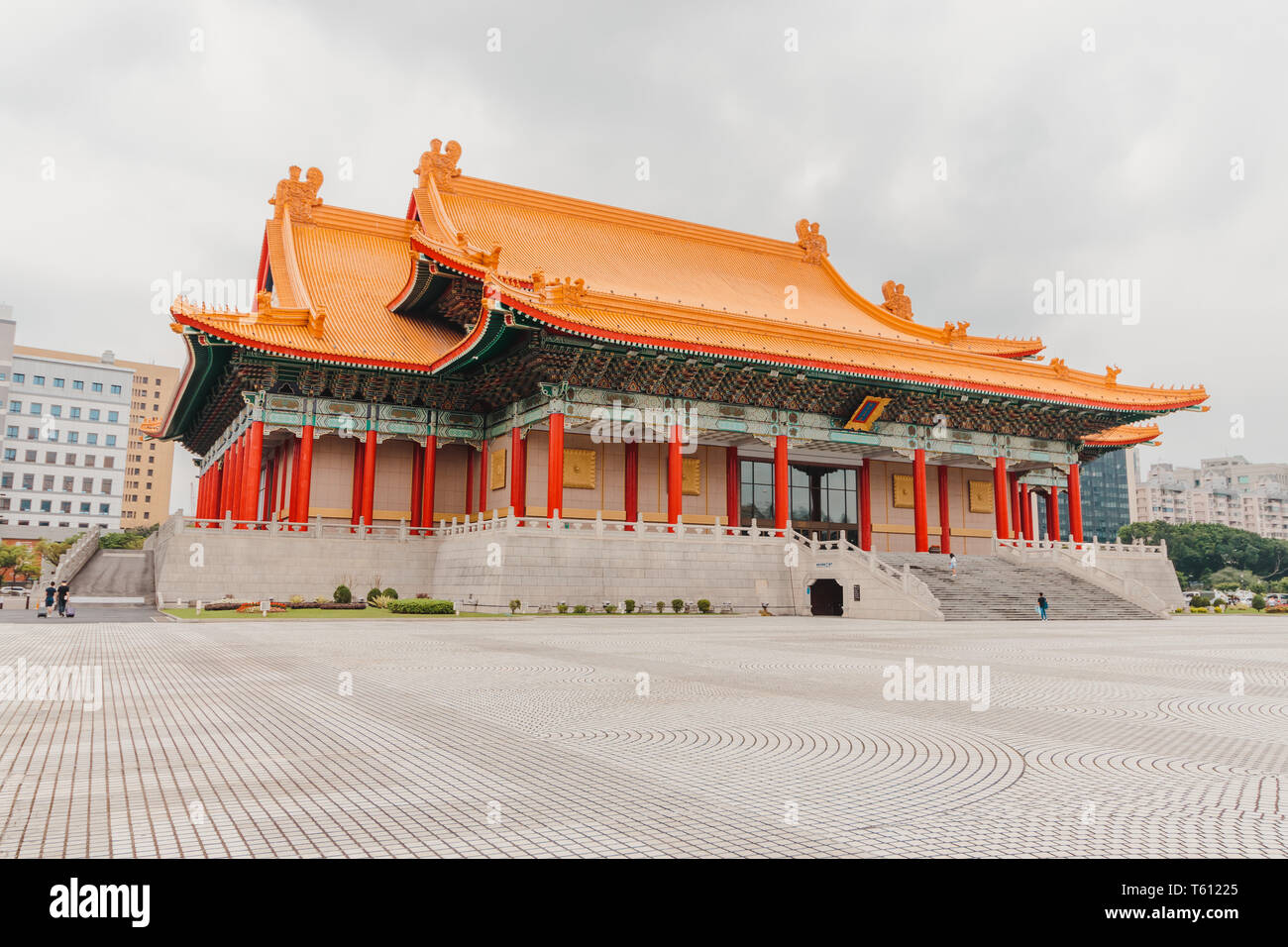 Taiwan National Concert Hall photographed from Liberty Square (Freedom ...