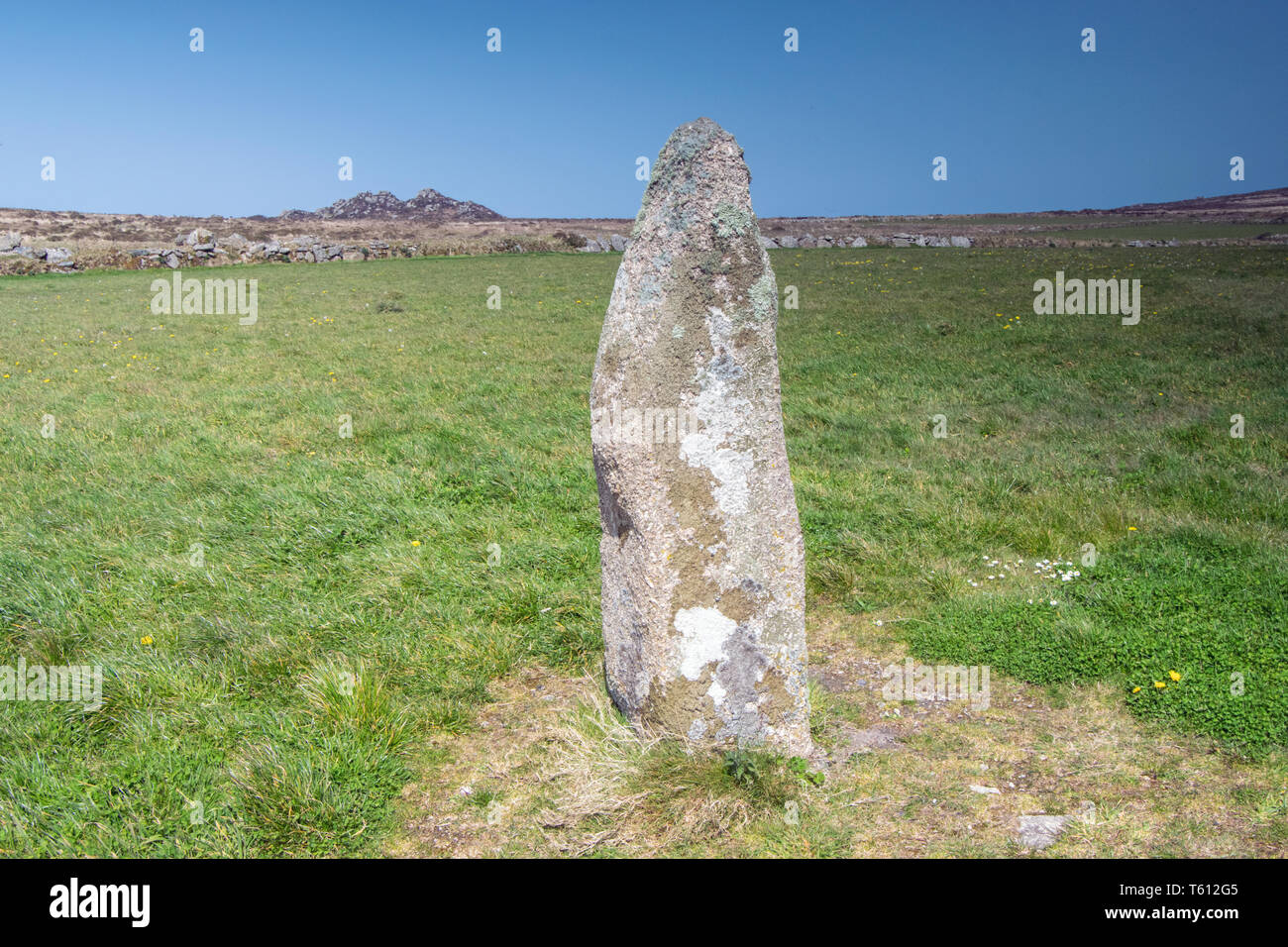 The Men Scryfa, Inscribed Standing Stone, near Pendeen, Cornwall UK ...