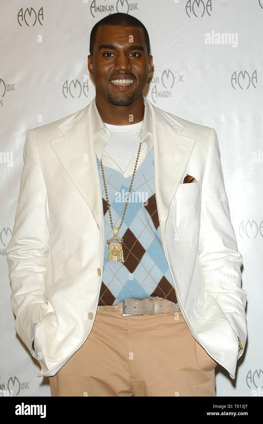 Kanye West at the 32nd Annual American Music Awards - Press Room held ...