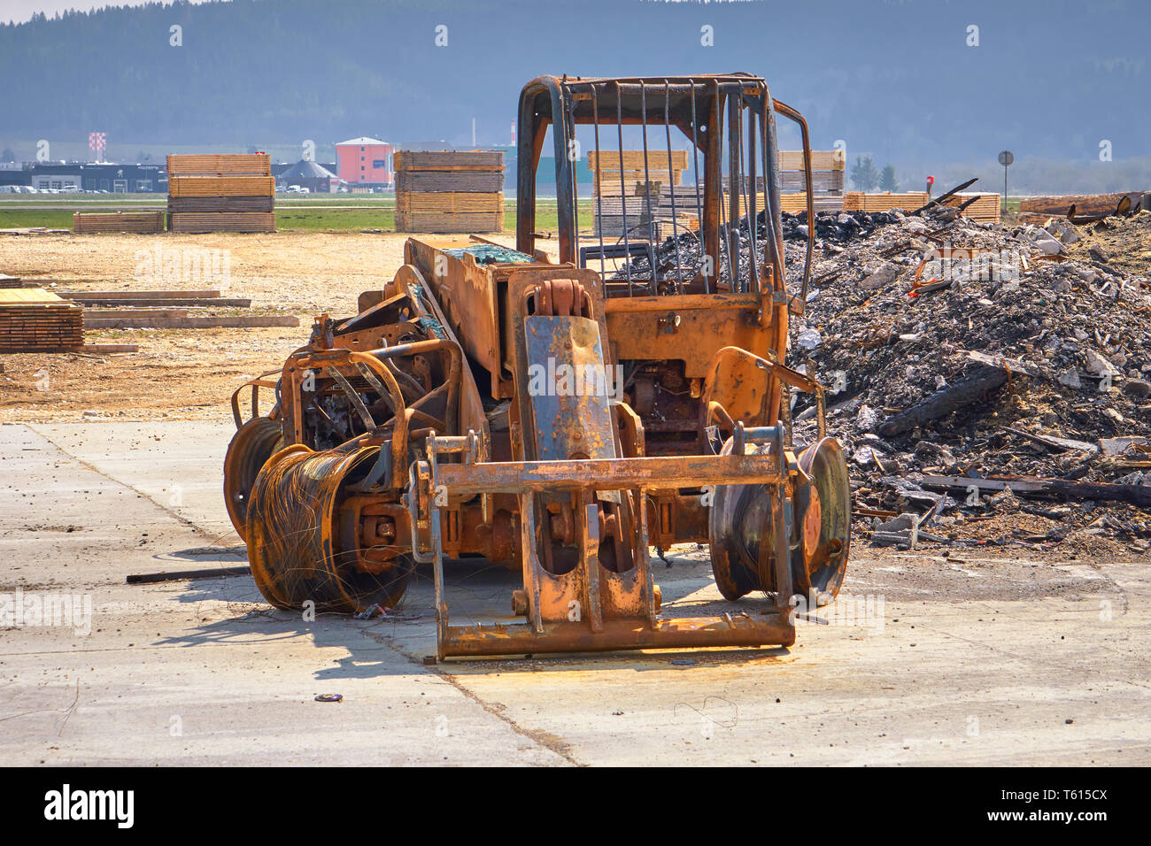 Destroyed Forklift Outside Having Suffered A Heavy Fire Stock Photo - Alamy