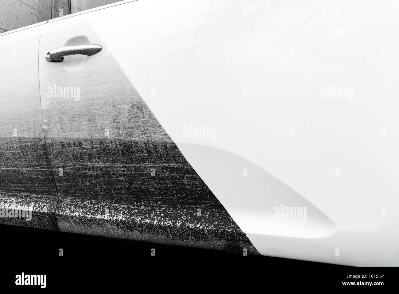 Half clean half dirty car hi-res stock photography and images - Alamy