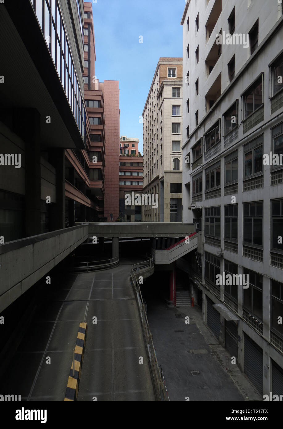 Caruggi genoa italy hi-res stock photography and images - Alamy