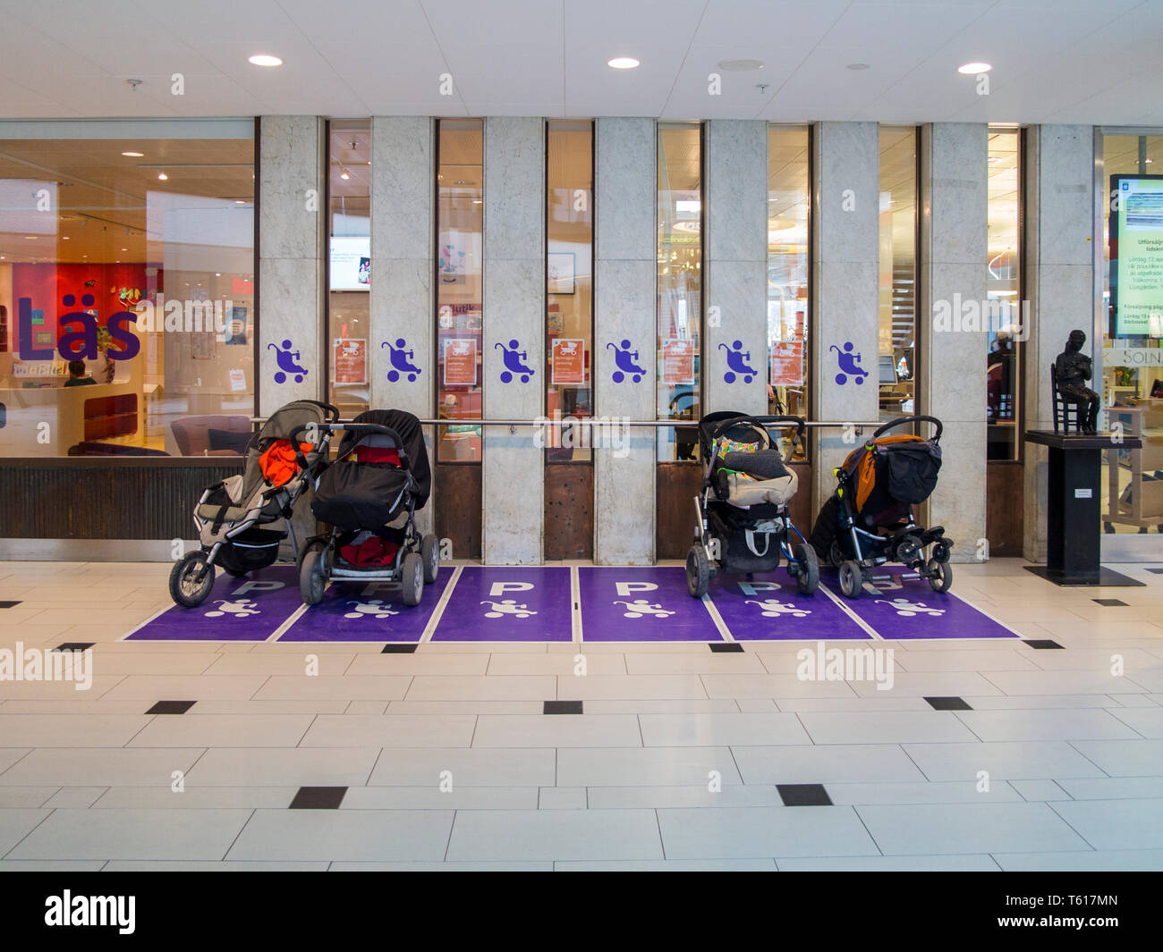 Stroller Parking Stock Photos & Stroller Parking Stock Images - Alamy