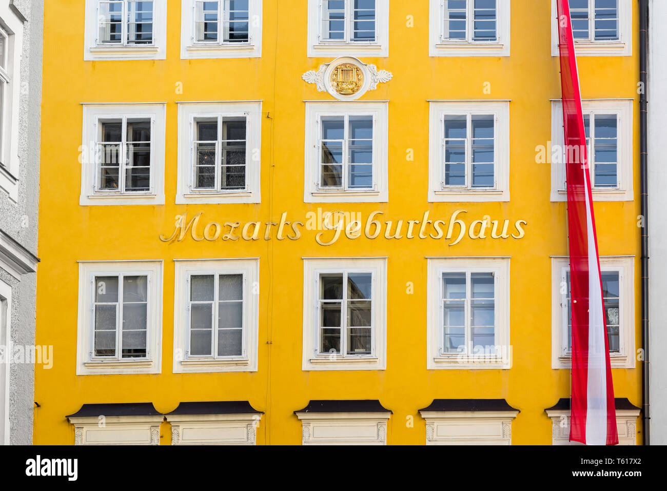 Mozart house salzburg austria hi-res stock photography and images - Alamy