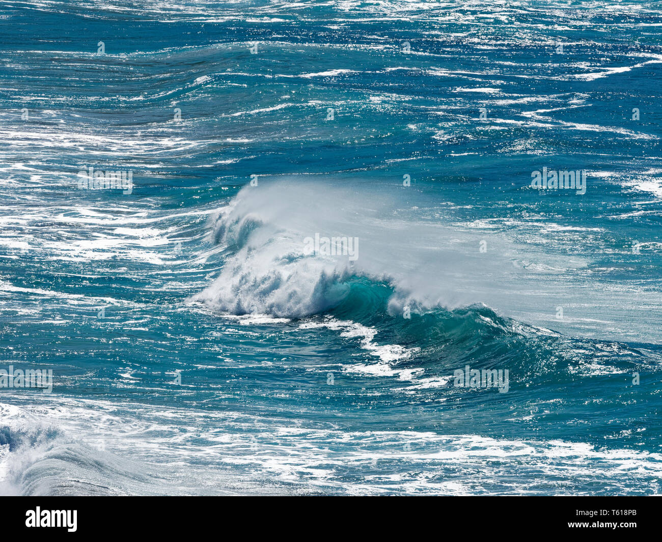 waves sweeping in Stock Photo - Alamy