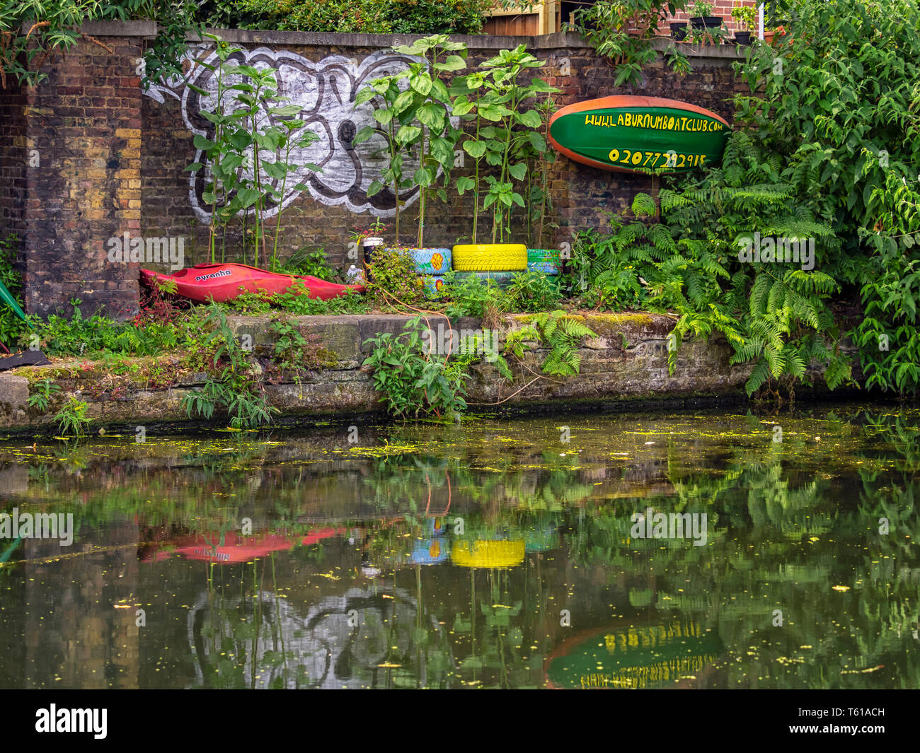 Canoe London High Resolution Stock Photography and Images - Alamy