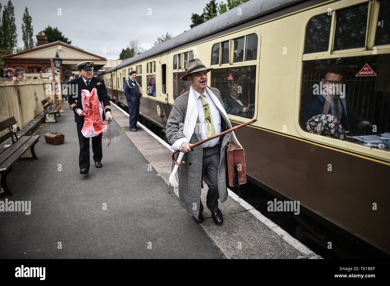 Spiv hi-res stock photography and images - Alamy