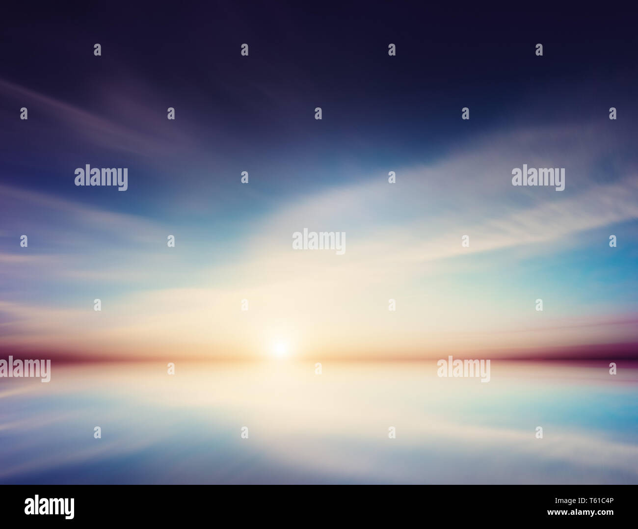 Mirror water hi-res stock photography and images - Alamy