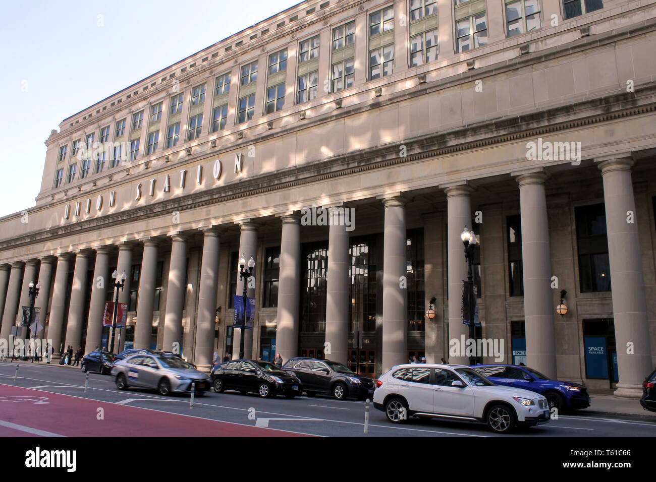 Amtrak chicago union station hi-res stock photography and images - Alamy