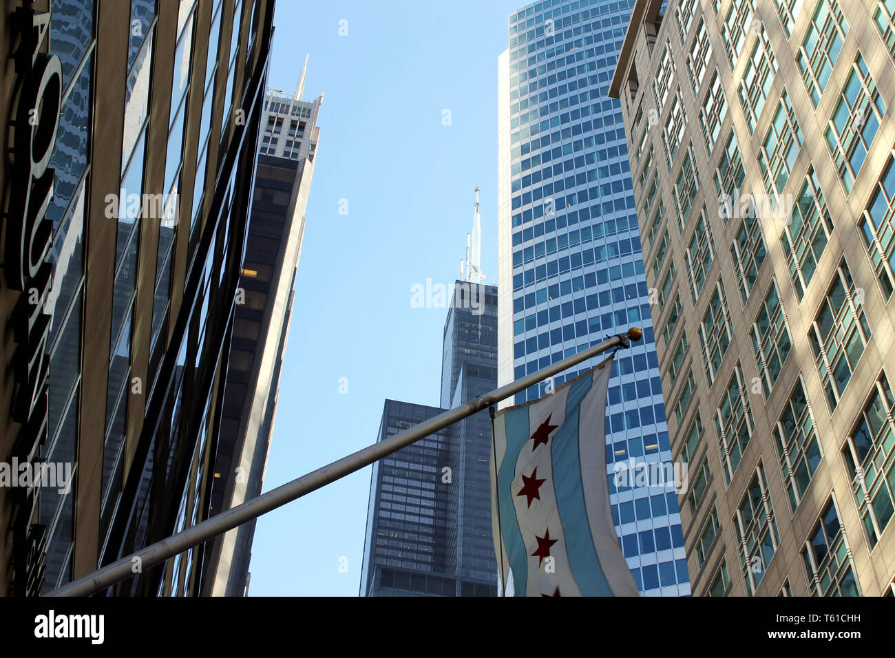 303 w madison hi-res stock photography and images - Alamy