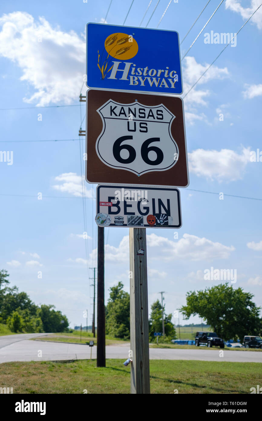 Route 66 begin hi-res stock photography and images - Alamy