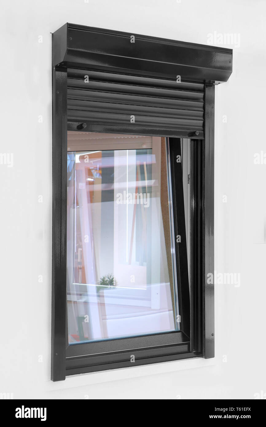 Closed modern house window view from outside Stock Photo - Alamy