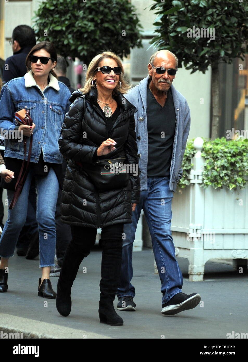 Entrepreneur and TV personality Leslie Gold goes shopping with his wife ...