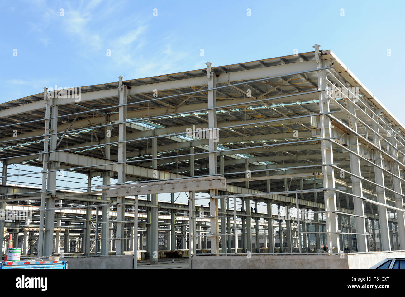 Steel structure factory building Stock Photo - Alamy